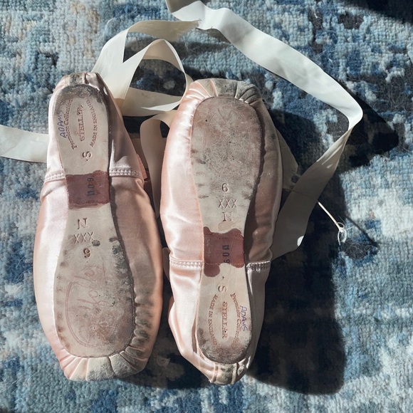 Suffolk | Shoes | Used Suffolk Stellar Pointe Shoes | Poshmark